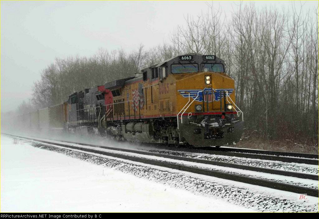 UP 6065 @ Town of Portland 03/02/2005